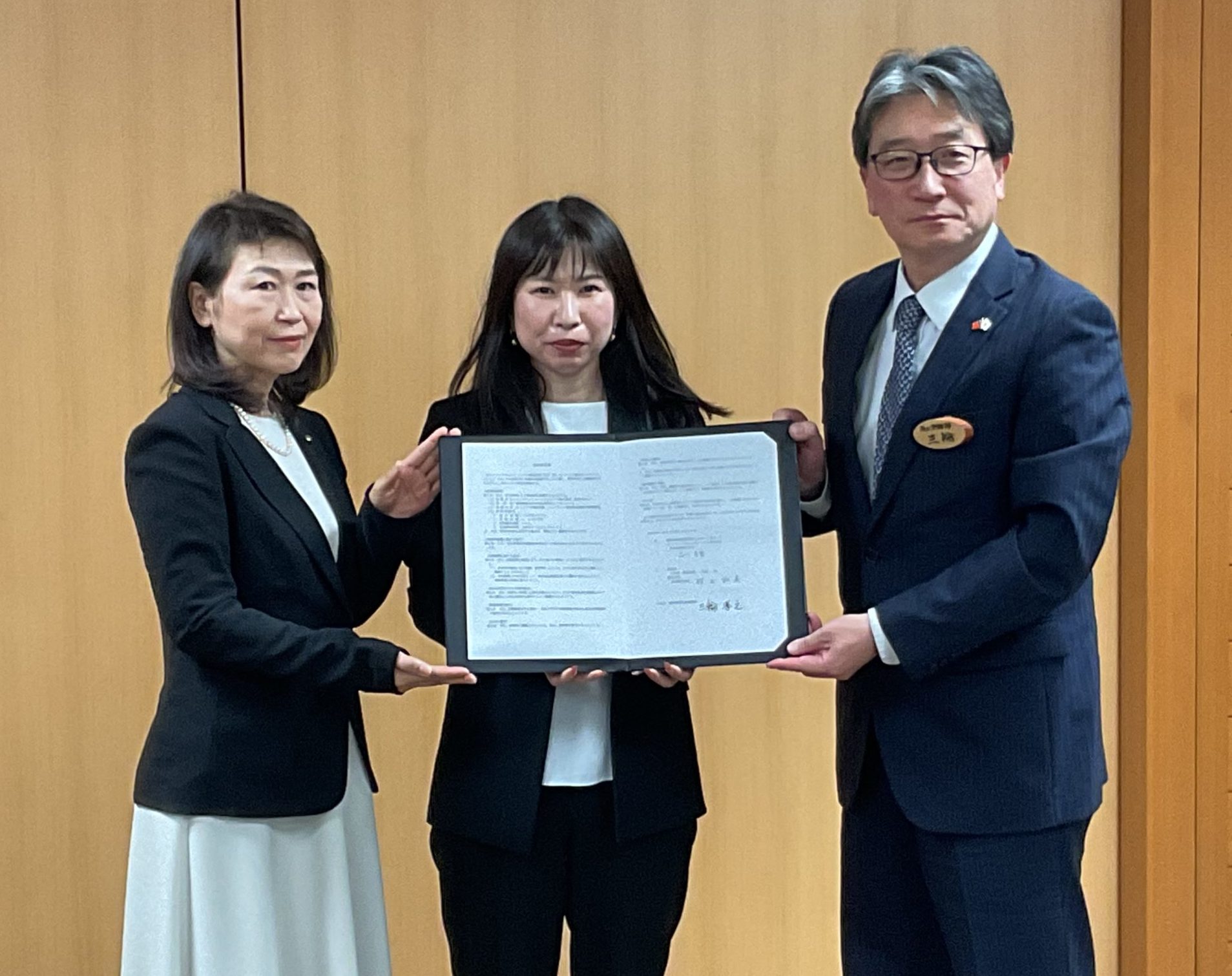 2023年4月 – 沖縄第一ONGRIT株式会社